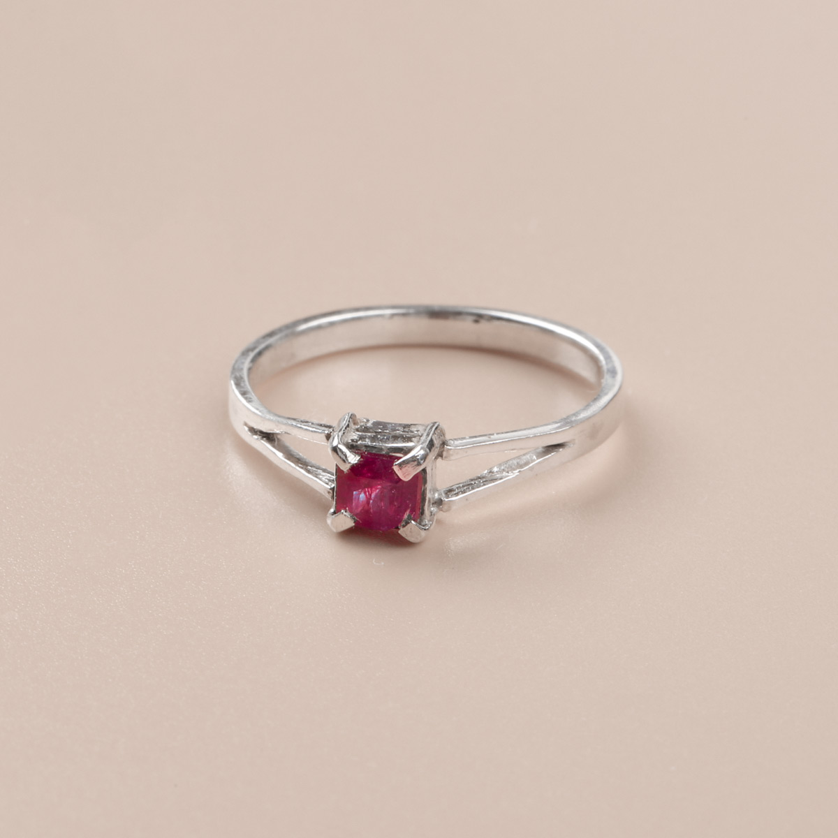 Beautiful Handmade Women Ruby Ring | Aseel